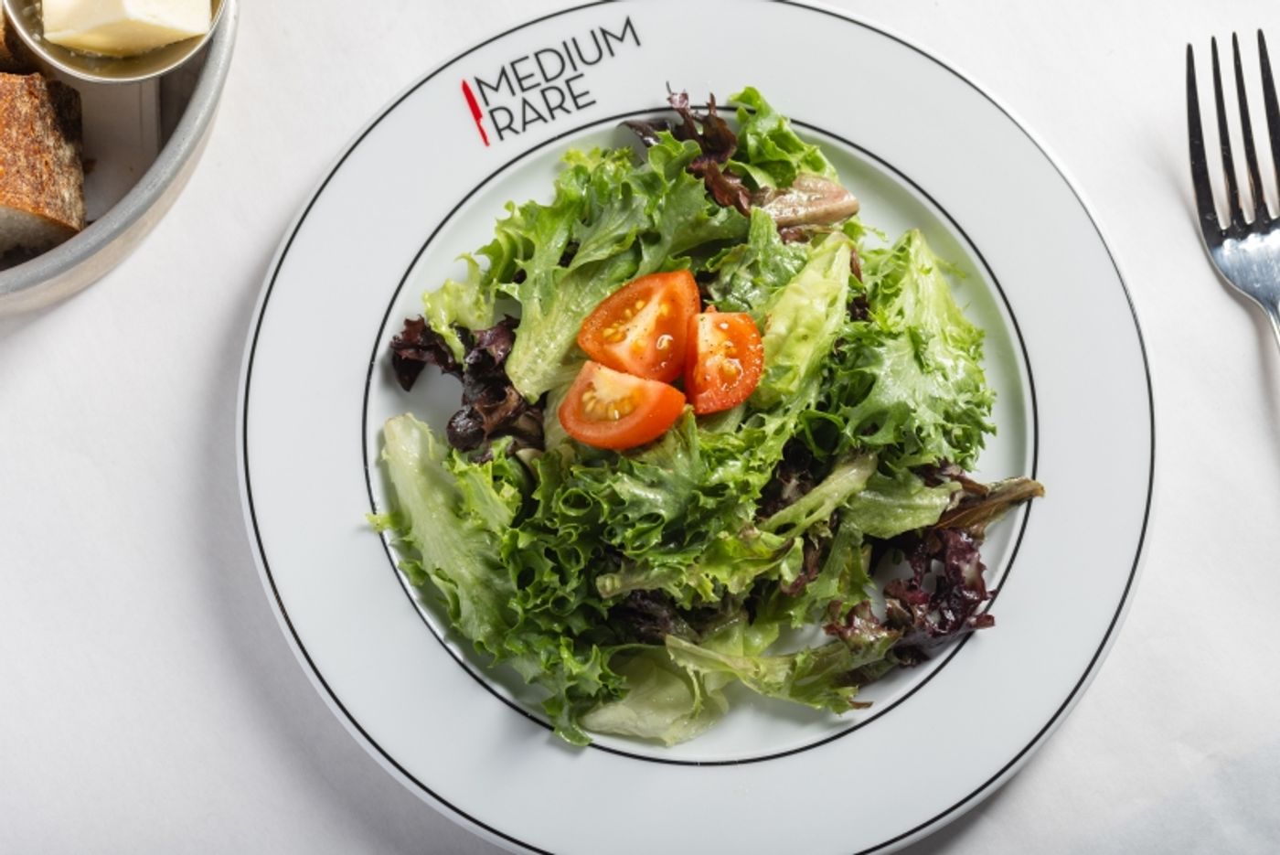 Review: MEDIUM RARE-Your Delectable Steak Dinner is Now Available Murray Hill